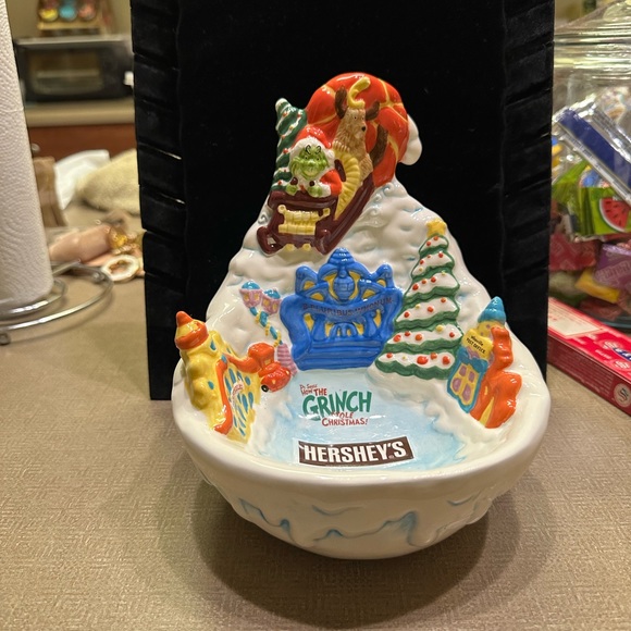 Holiday | Dr Seuss How The Grinch Stole Christmas Candy Dish | Poshmark